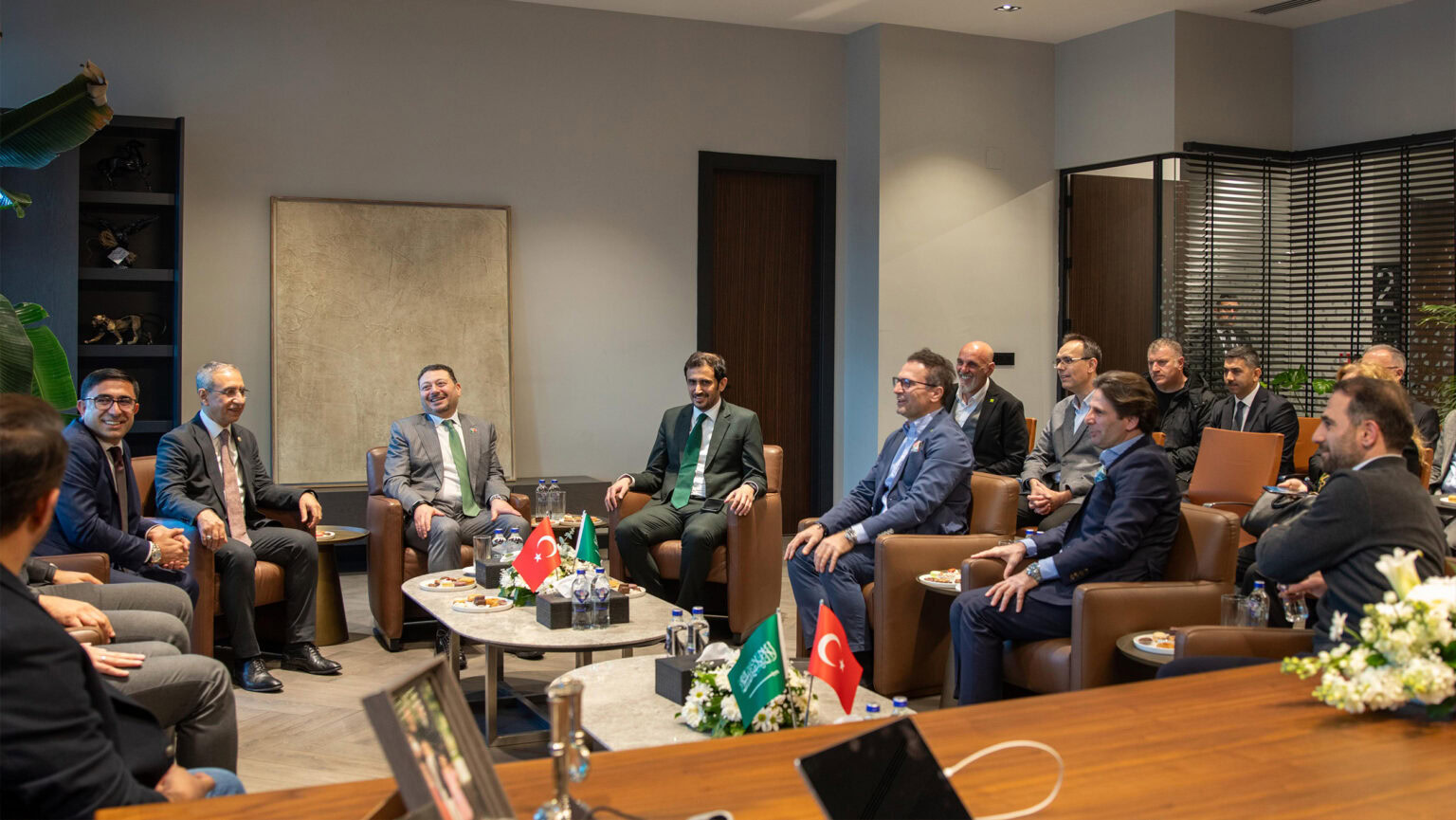 Ambassador of Saudi Arabia visited Saloni Furniture - Saloni Furniture