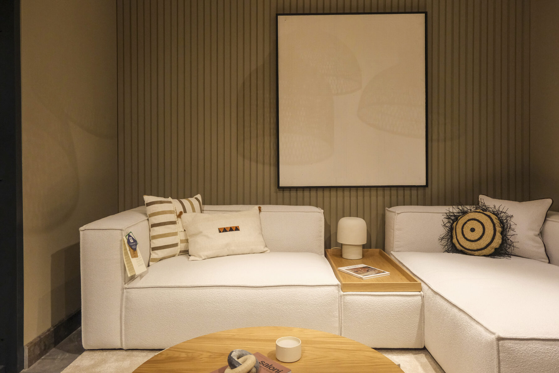 Saloni Furniture - London - Saloni Furniture
